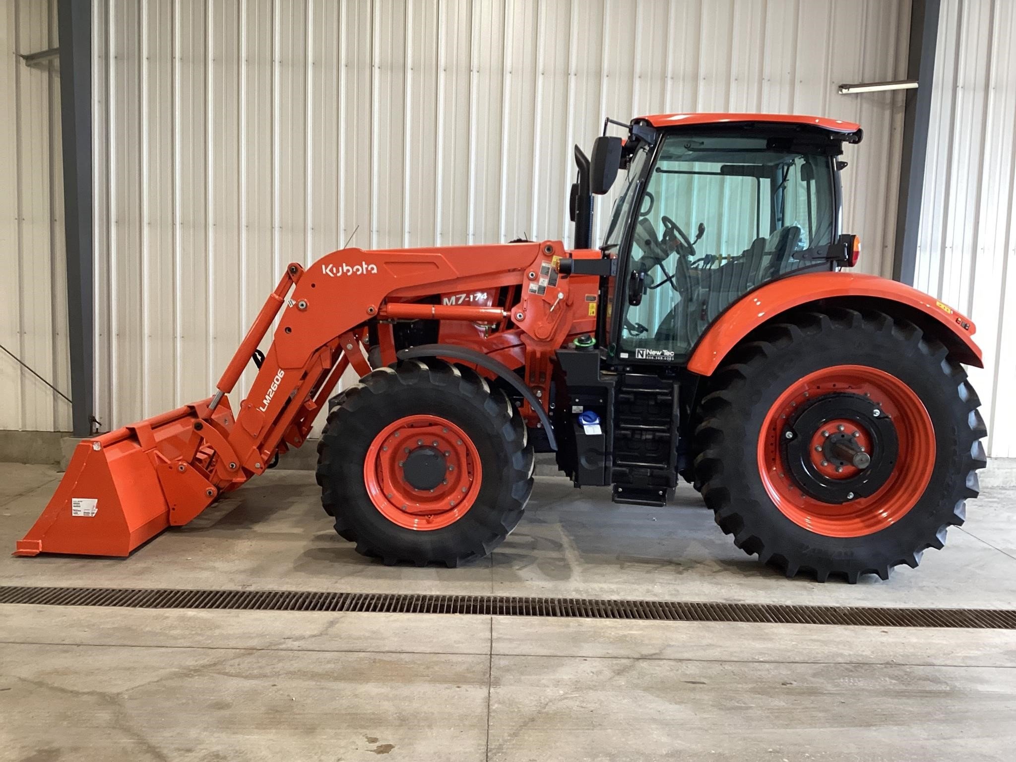 KUBOTA M7-174 DELUXE - 0021351 - New Tec, Inc.